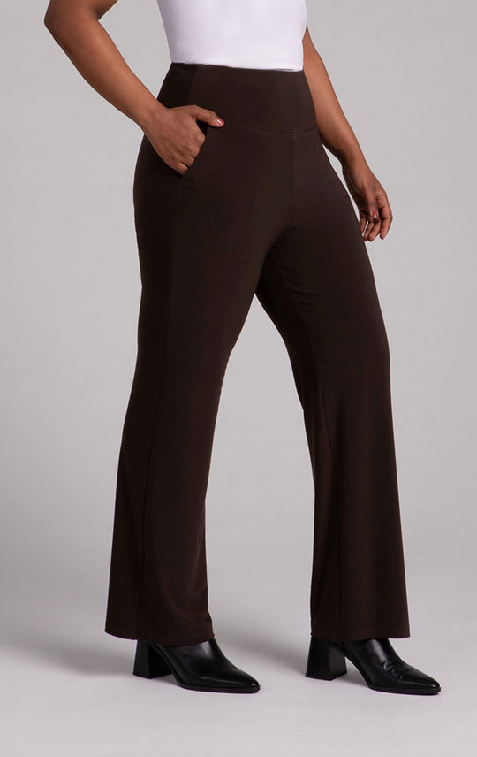 Just Girls Boutique, Women's contemporary apparel
